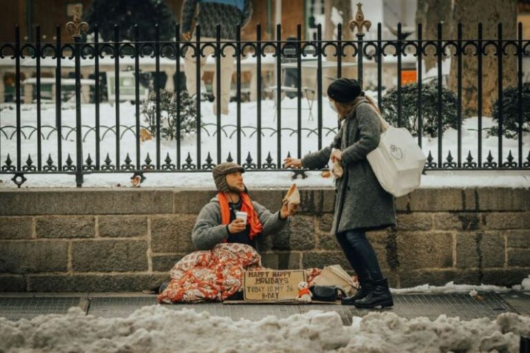The Philosophy of Selflessness: The Wisdom with Altruism ...
